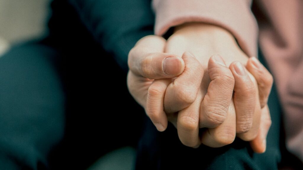How To Support Someone Grieving: A Practical Guide